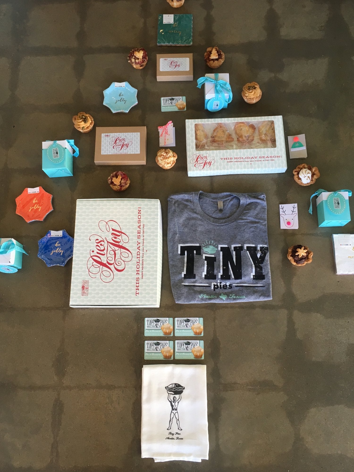 Pies & Joy: Drop In Gifts!